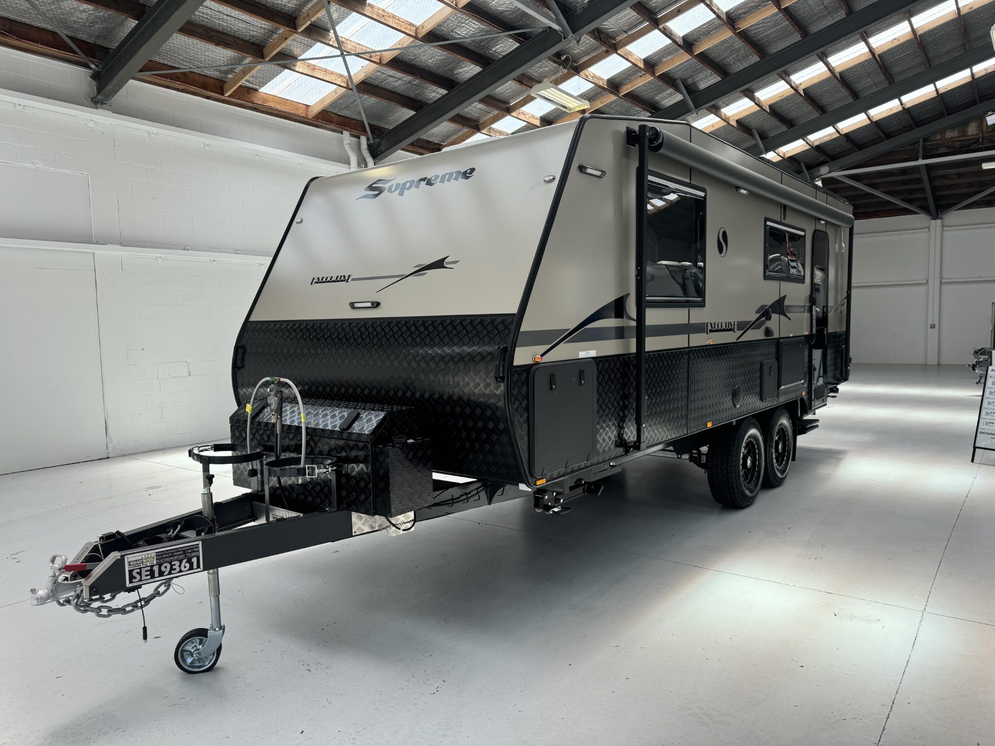 Supreme Executive 22ft Luxury Caravan - Fortis Caravans NZ