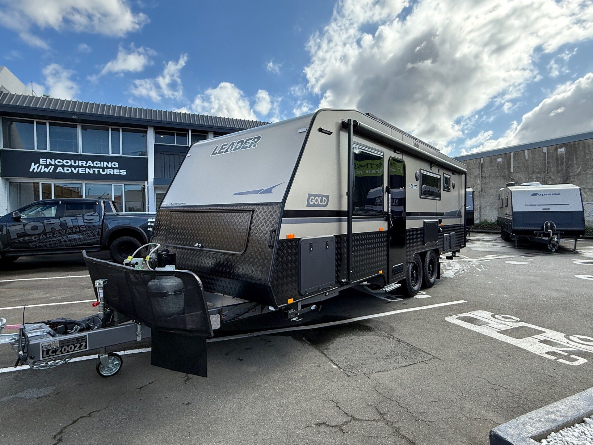 Leader Gold LE 21.6Ft Family 2 Bunk - Fortis Caravans NZ