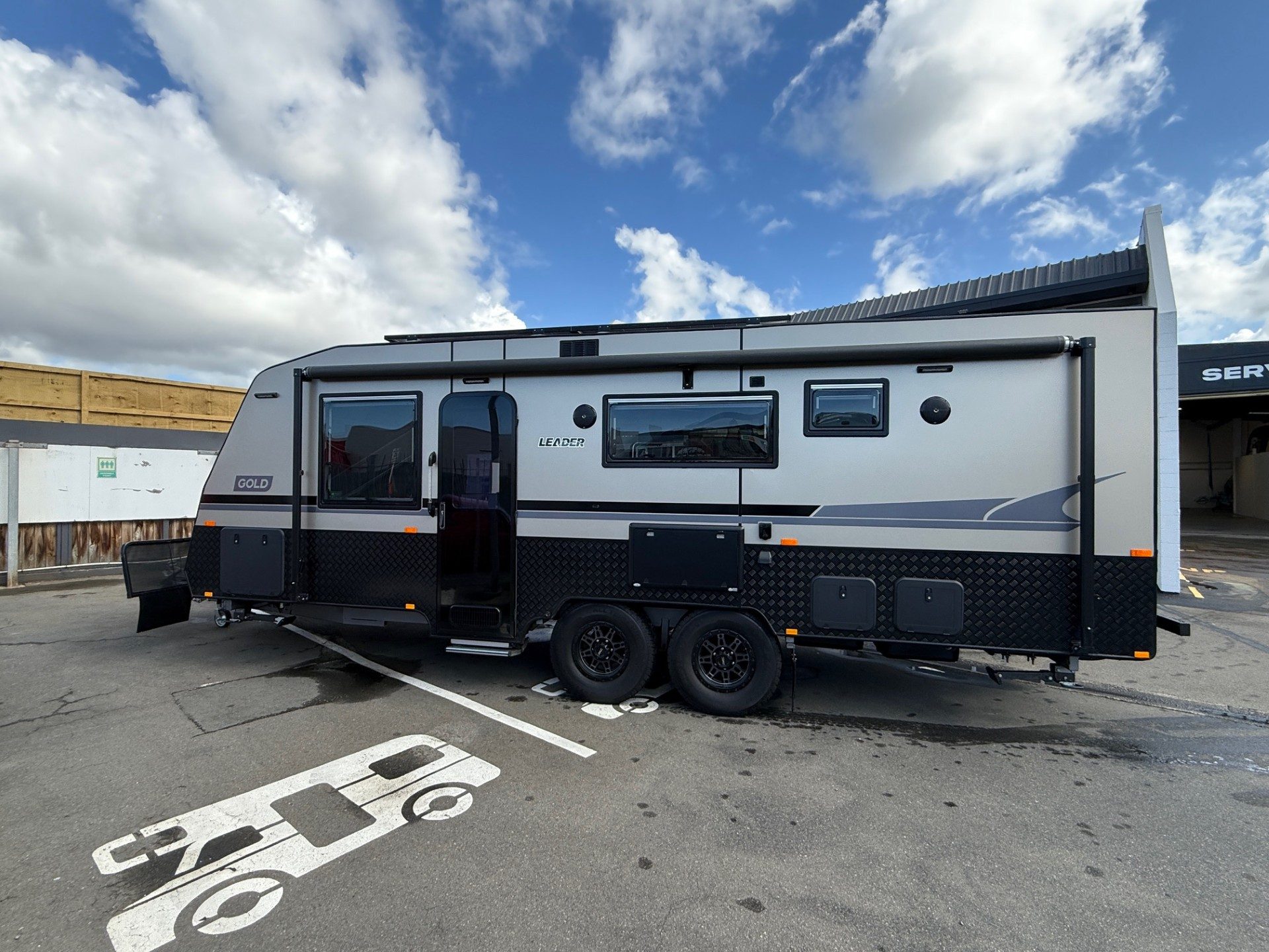 Leader Gold LE 21.6Ft Family 2 Bunk - Fortis Caravans NZ